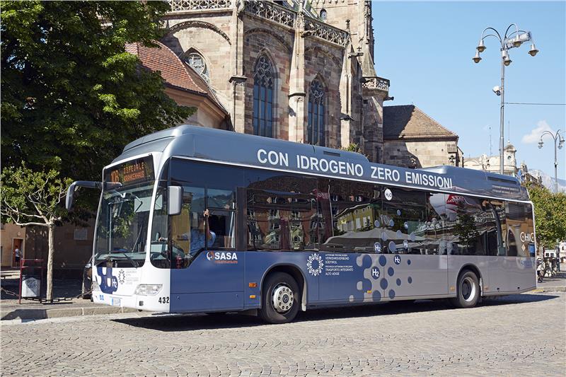 Mobilità in Alto Adige, i viaggiatori «riscrivono» gli orari di autobus ...