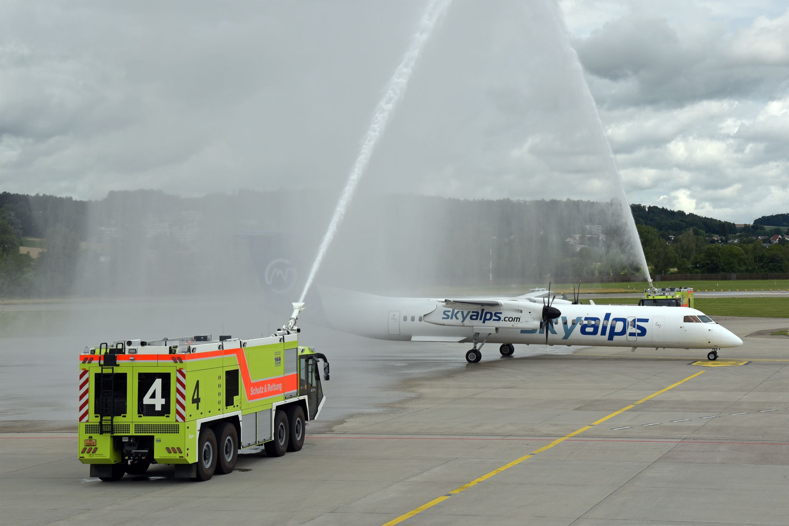 SkyAlps, primo volo Bolzano-Zurigo: dura solo 45 minuti