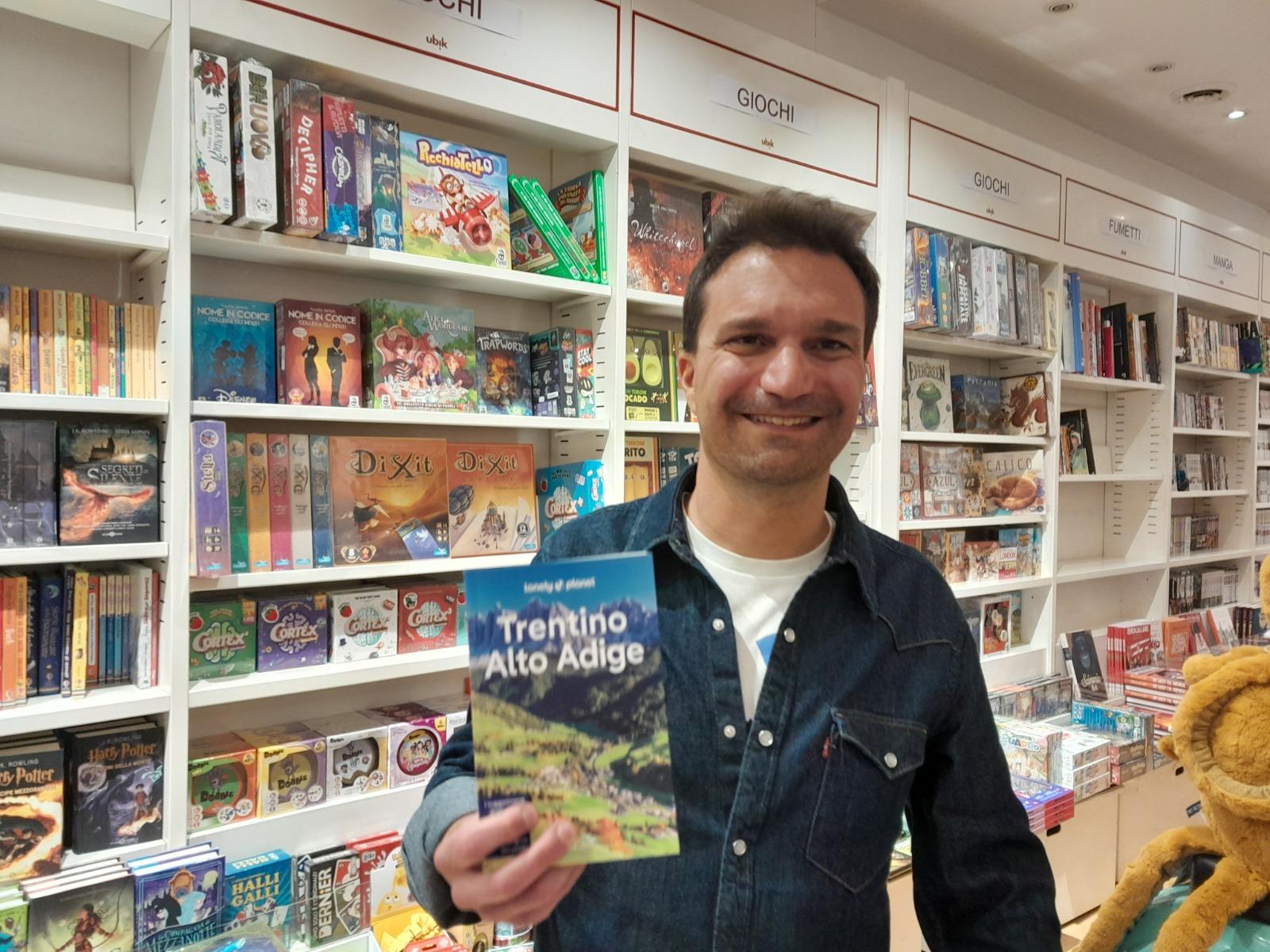 Denis Falconieri presenta a Bolzano la prima Lonely Planet sul Trentino Alto Adige: ecco il video