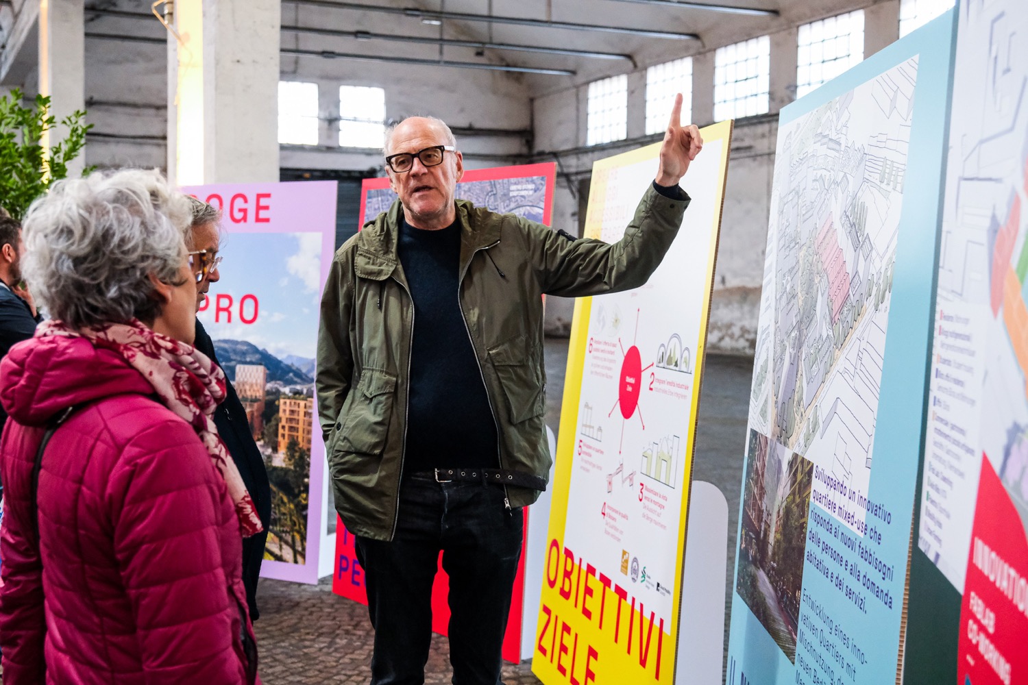 In 600 visitano l'area del futuro Quartiere Ponte Roma a Bolzano