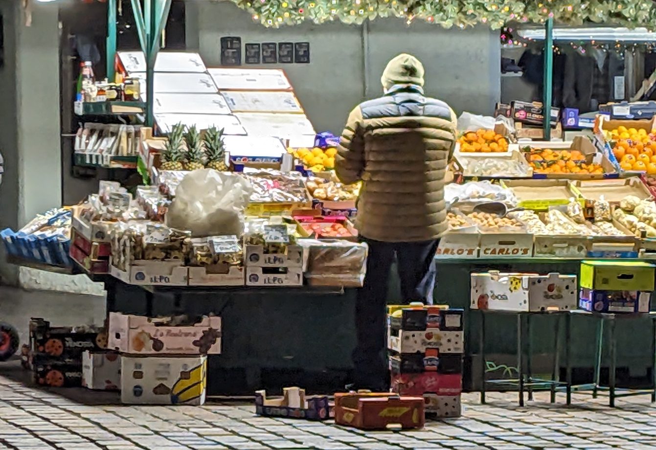 Come si sveglia Bolzano? Le donne e gli uomini, chi dorme per strada ...