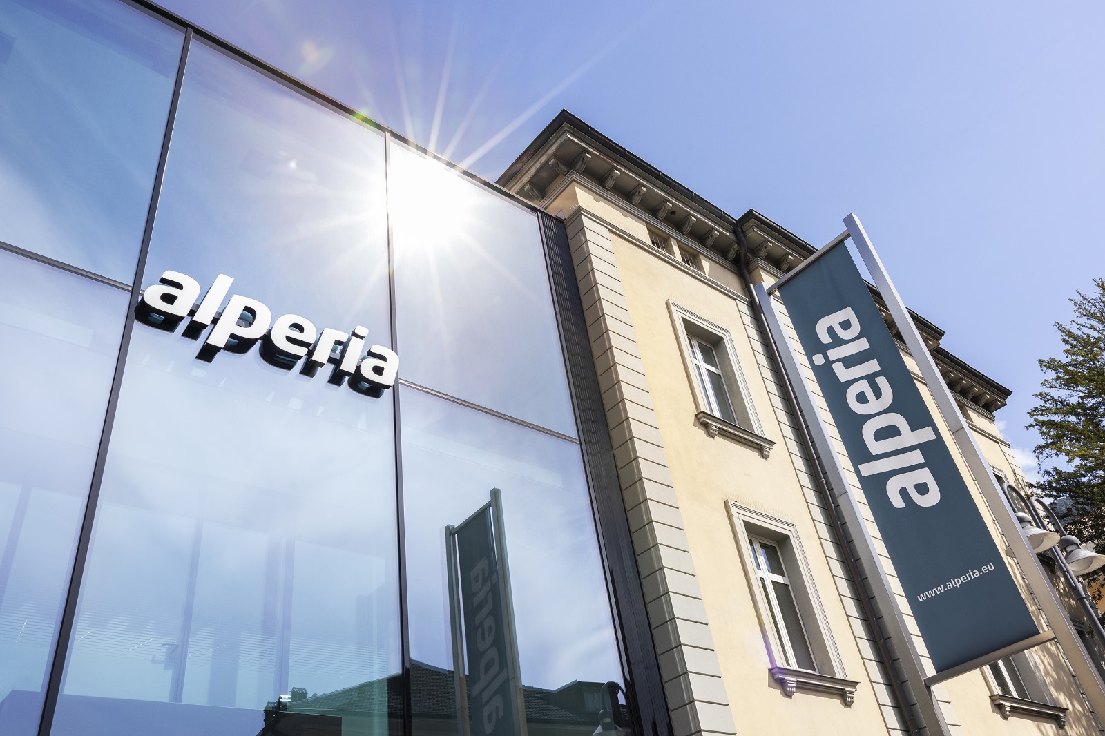 "Bonus Alto Adige": 100 euro in bolletta per i clienti Alperia