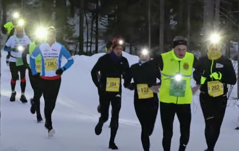 Torna la Winter Night Run: la corsa sulla neve ai piedi delle Tre Cime