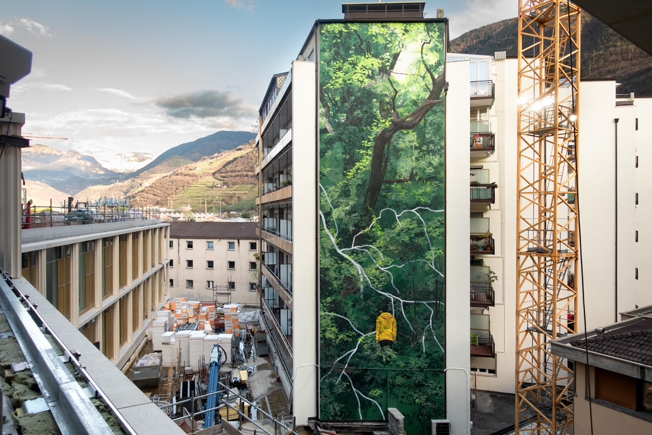 Bolzano: il nuovo murale di Egeon nel WaltherPark. Tra natura, città e ...