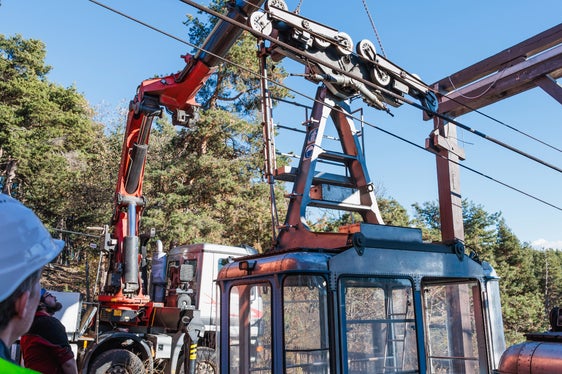 Nuova funivia di San Genesio: ricorso al TAR, ma fino all'udienza i ...